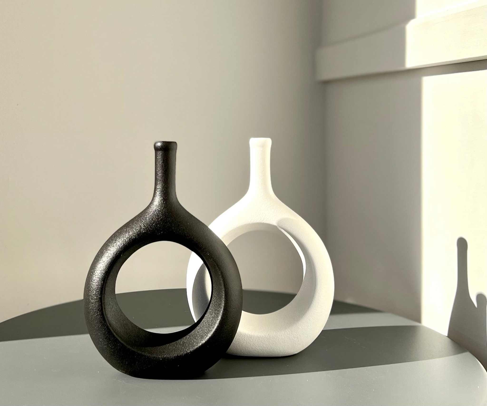 MOREWELL® O-Shaped Ceramics Vase - Unique Small Bouquet Home Decor